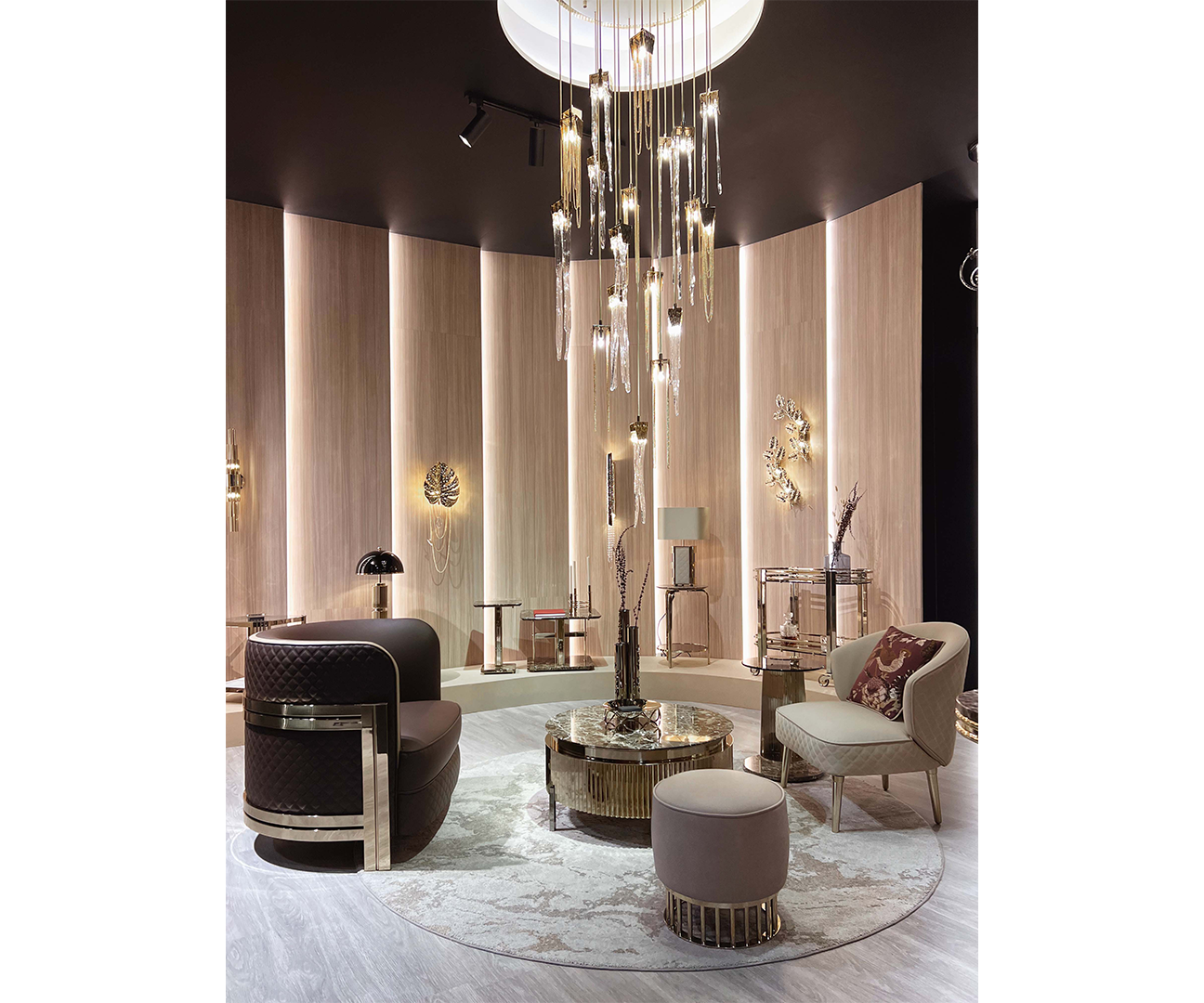 The Empyrean Chandelier: Luxury Lighting for High-End Interior Design ...