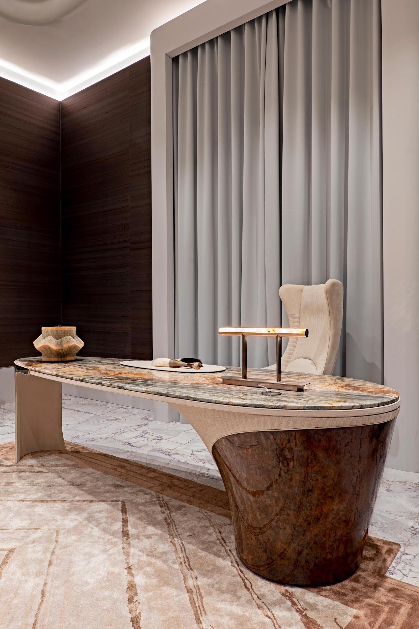 Visionnaire Jet Plane Luxury Modern Office Desk - Aerodynamic Design ...